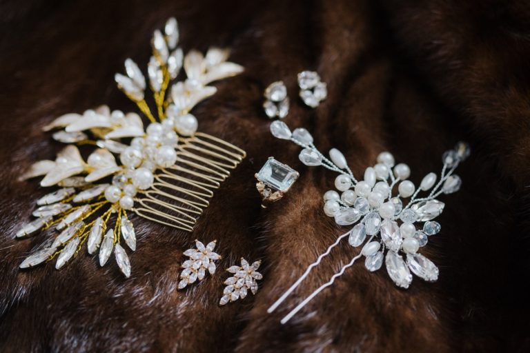 Madison & Ben | Winter Wedding at Charles H Morris Center - Izzy + Co ...